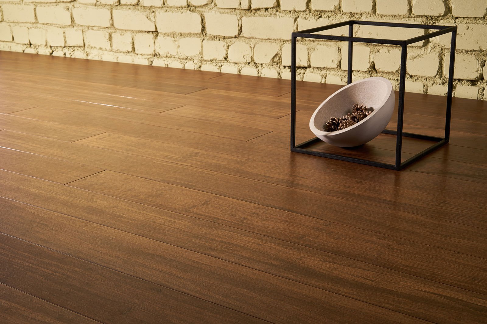 Bambuko grindys/Natūralios bambuko masyvo grindys, tamsiai karbonizuota ...